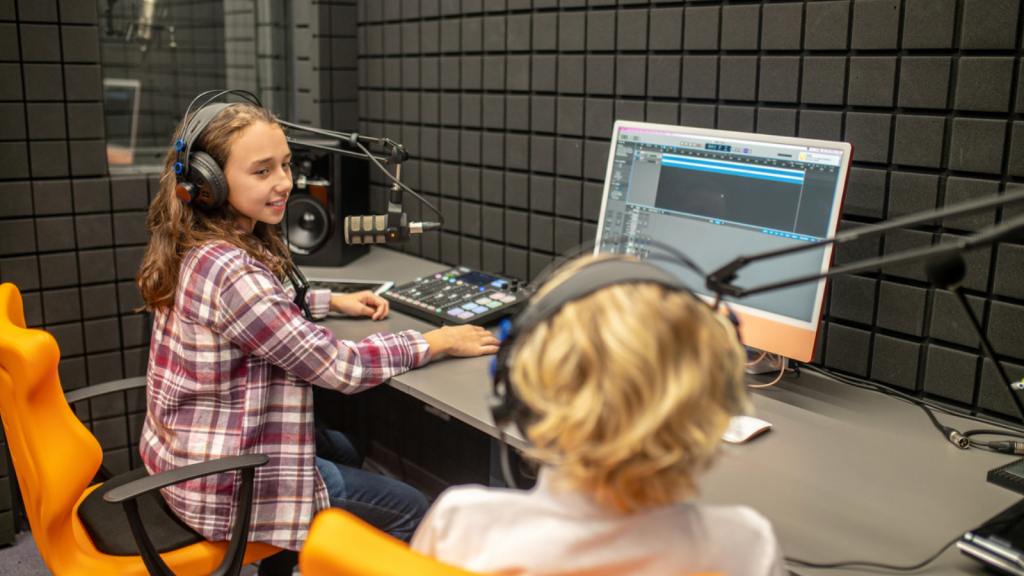 Developing pupils’ Welsh language oracy skills - Estyn